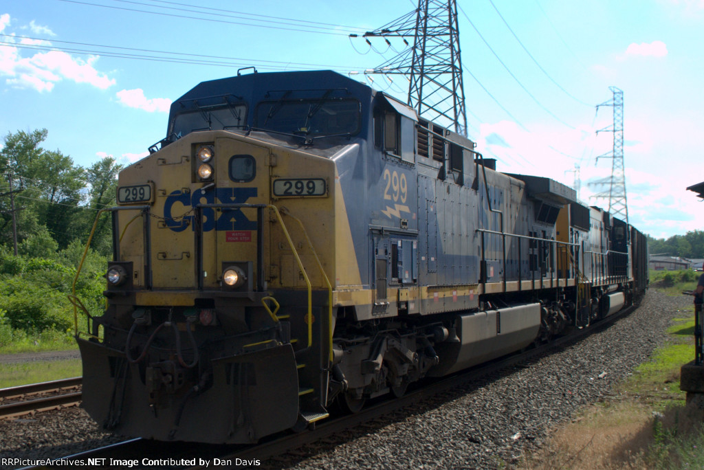 CSX AC44CW 299 leads K533-21